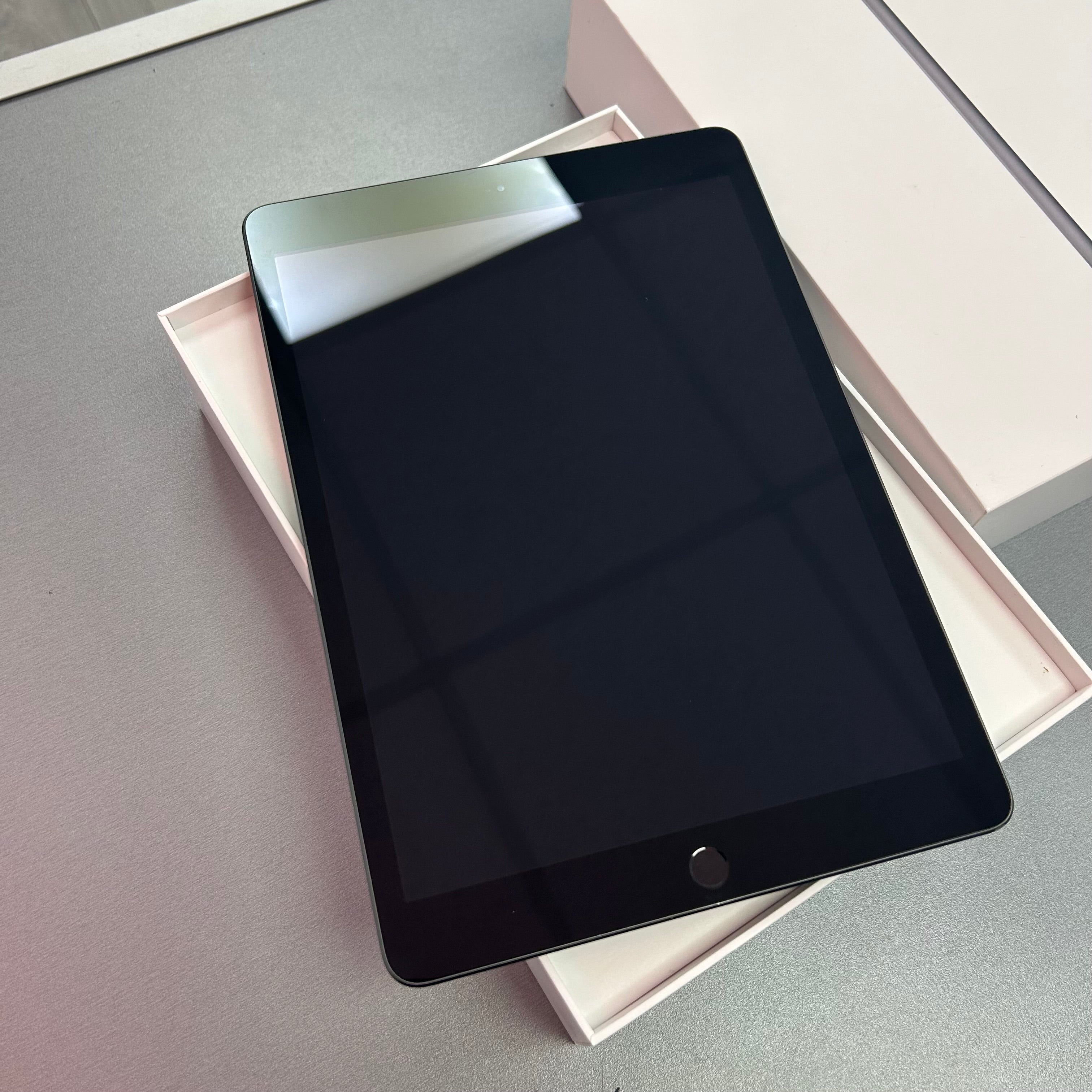 Apple iPad 7th Gen 32GB Wi-Fi Space Grey | Time2Talk Swansea UK